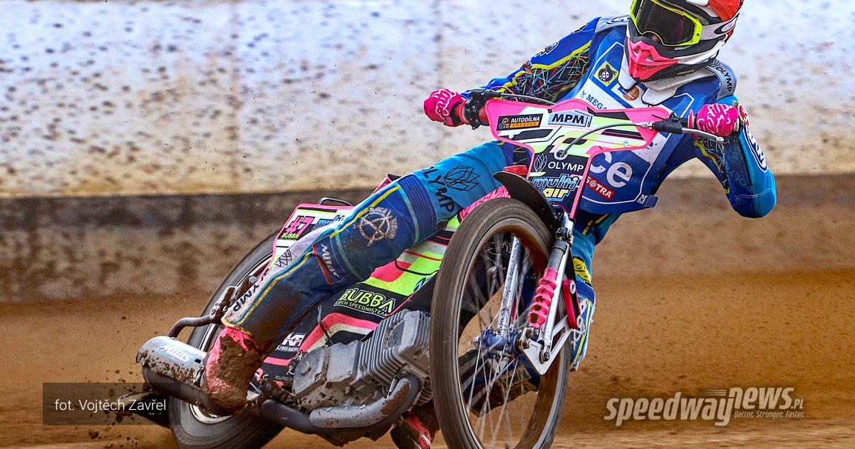 Żużel - Adam Bednář show! 15-latek znów zachwycił